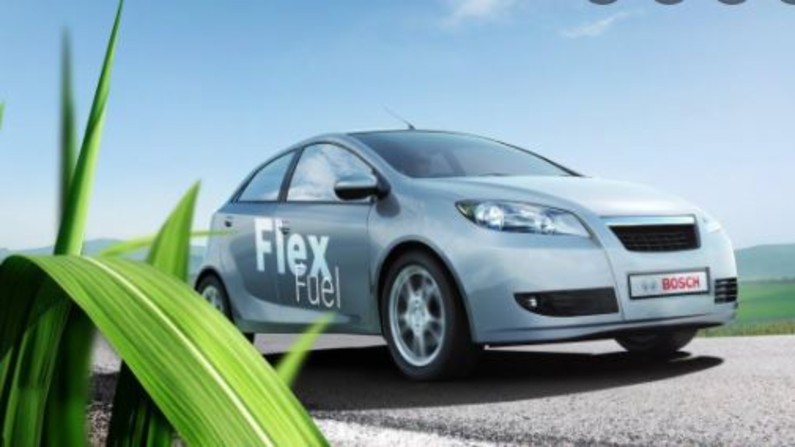 क्या है फ्लेक्स फ्यूल कार जो भारत में इथेनॉल और गैसोलीन पर चलेगी ...